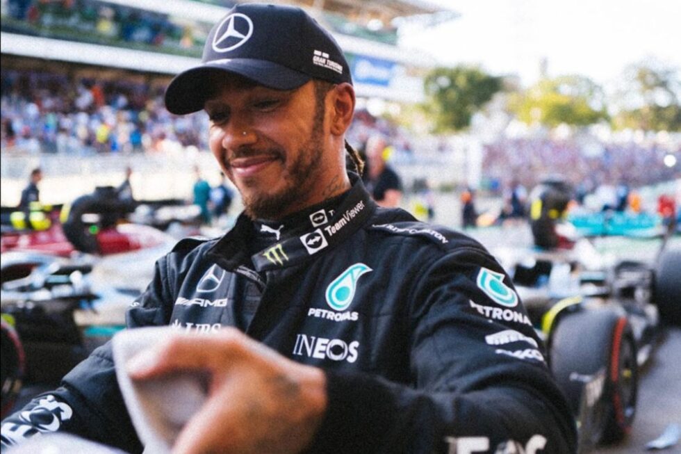 Lewis Hamilton Describes ‘Traumatising’ Racist Abuse Suffered At School ...